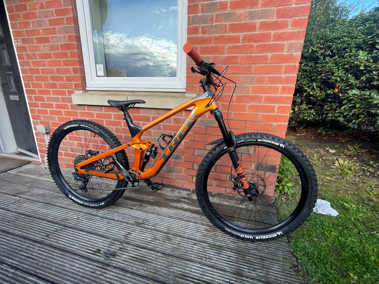 Trek Slash